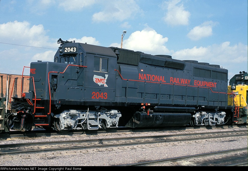 NREX 2043, EMD GP40-2, at the CNW Proviso Yard